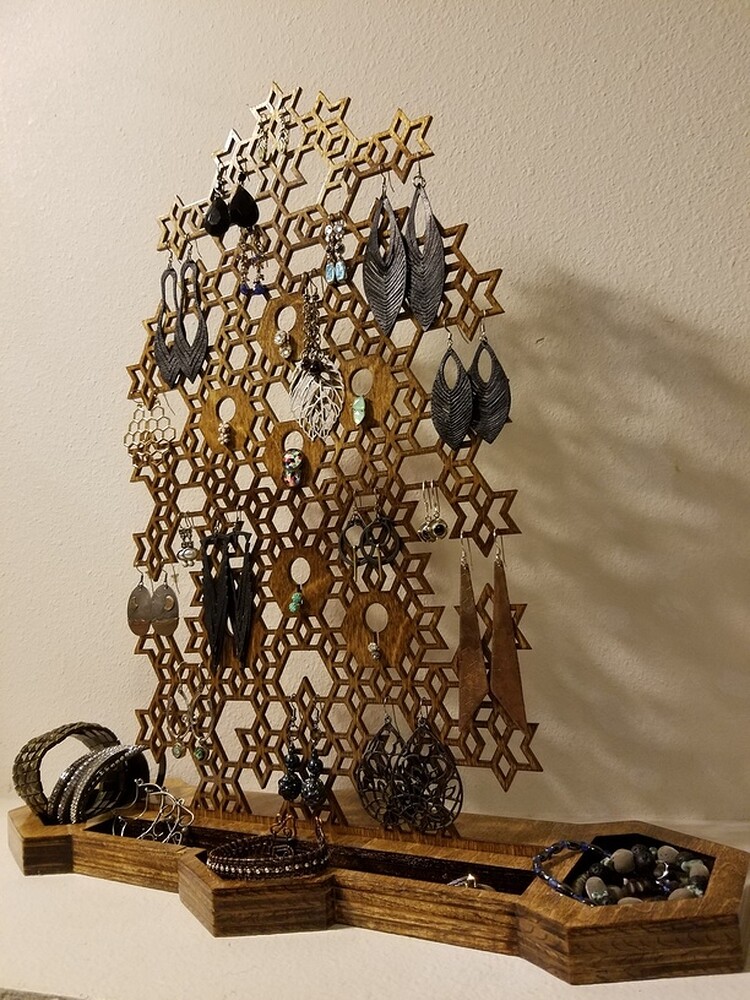 Beta Project: Decorative Earring Rack & Jewelry Stand - Made on a ...