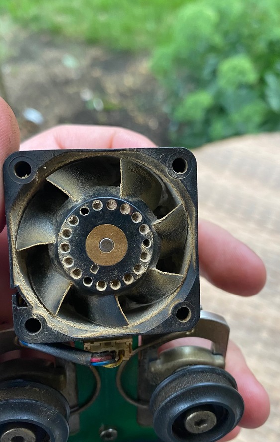Large Flame when Cutting, Char on Bottom of Assist fan & Laser head ...