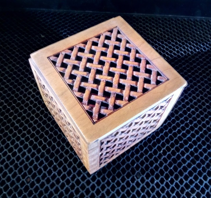 Small Snap Together Box with Lid - Free Laser Designs - Glowforge ...