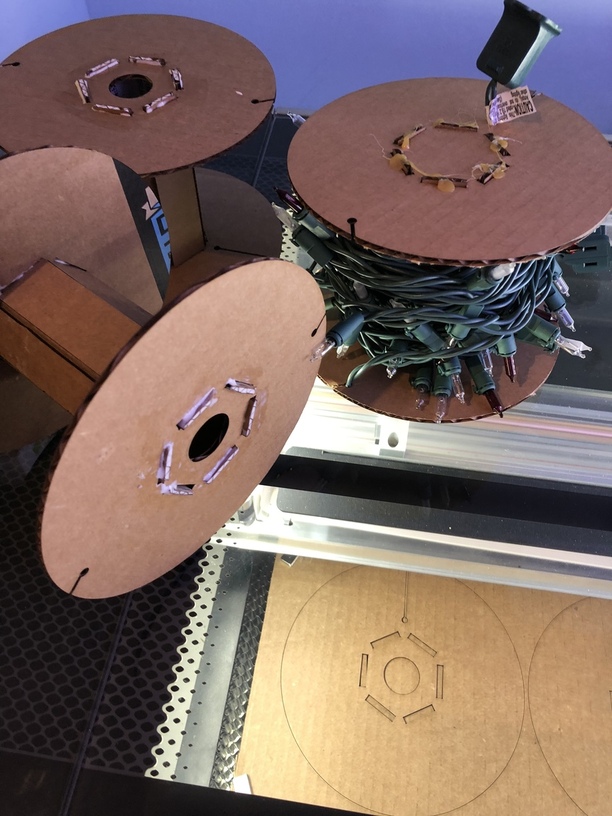 Christmas Light Storage Spools - Free Laser Designs - Glowforge Owners ...